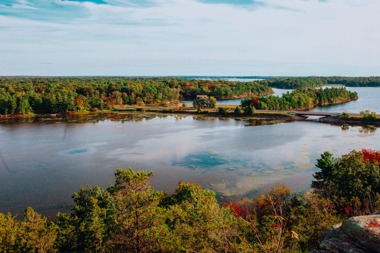 14 Places To See Epic Fall Colours in Ontario • The Daydream Diaries