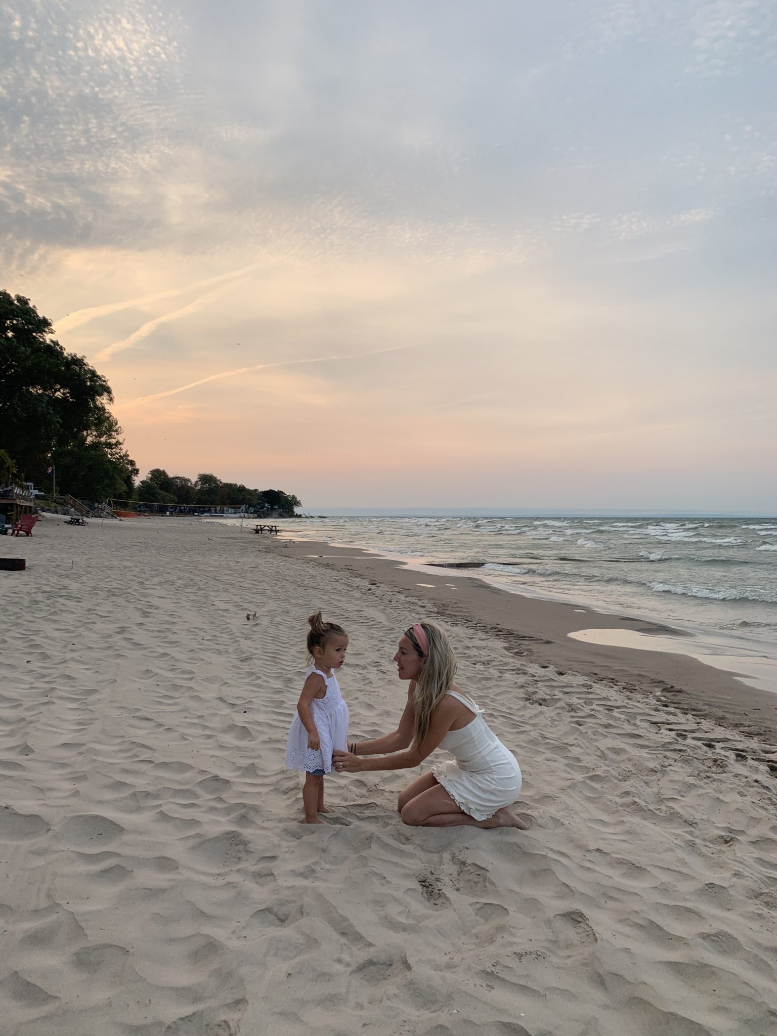 Over 10 + Gorgeous Beaches in Hamilton Ontario • The Daydream Diaries