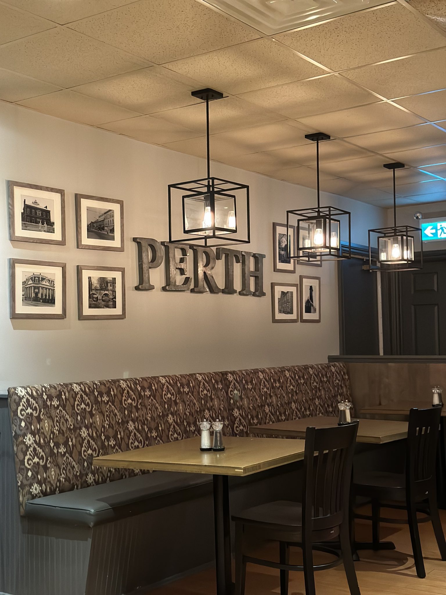 9 Of The Best Restaurants in Perth Ontario • The Daydream Diaries