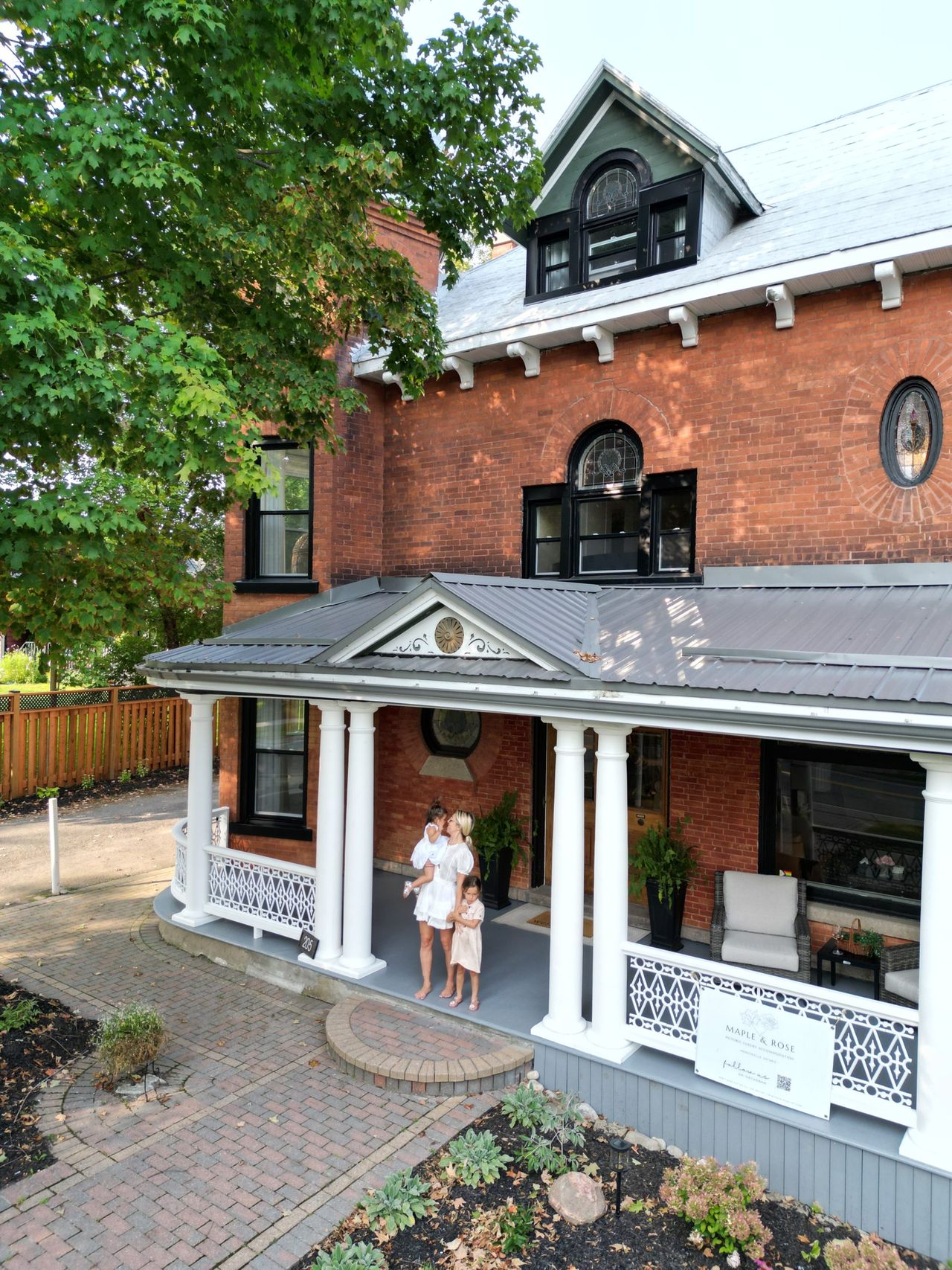 The Ultimate Guide To Merrickville , Ontario: Where to Eat, Stay and ...